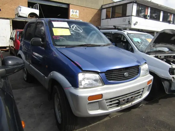 Daihatsu Terios I 1.3i -M- Blue. Terios second hand car parts | New ...