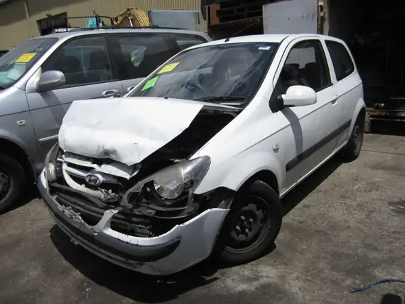 Hyundai Getz II 3DR HB 1.4i -M- White. Wreckers in Sydney | New Model ...