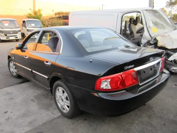 Kia Optima II 2.7i -SA- Black. Kia Optima wreckers | New Model Wreckers